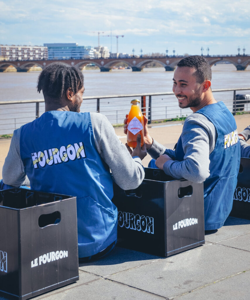 Le Fourgon, leader de la consigne débarque à Bordeaux