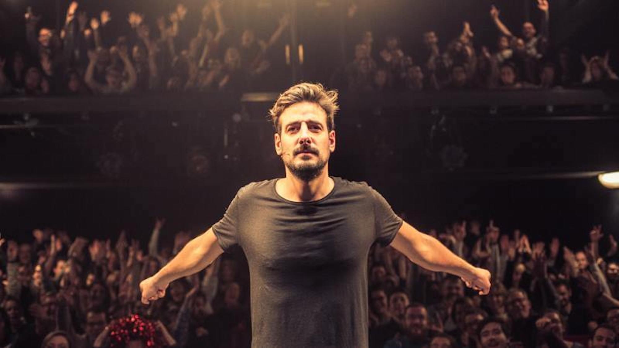 Maxime Gasteuil : l'humoriste girondin qui fait rire la France entière