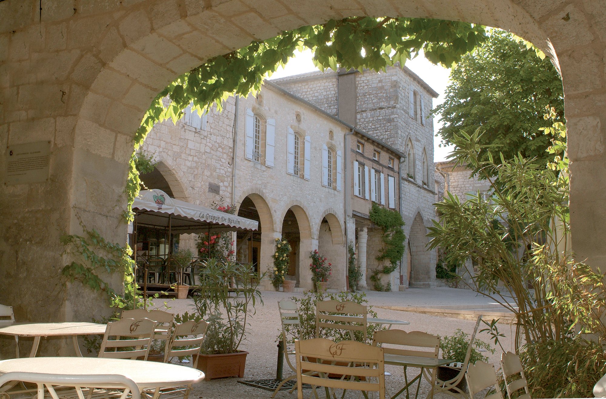 Visite au cœur de Monflanquin, joyau du Lot et Garonne