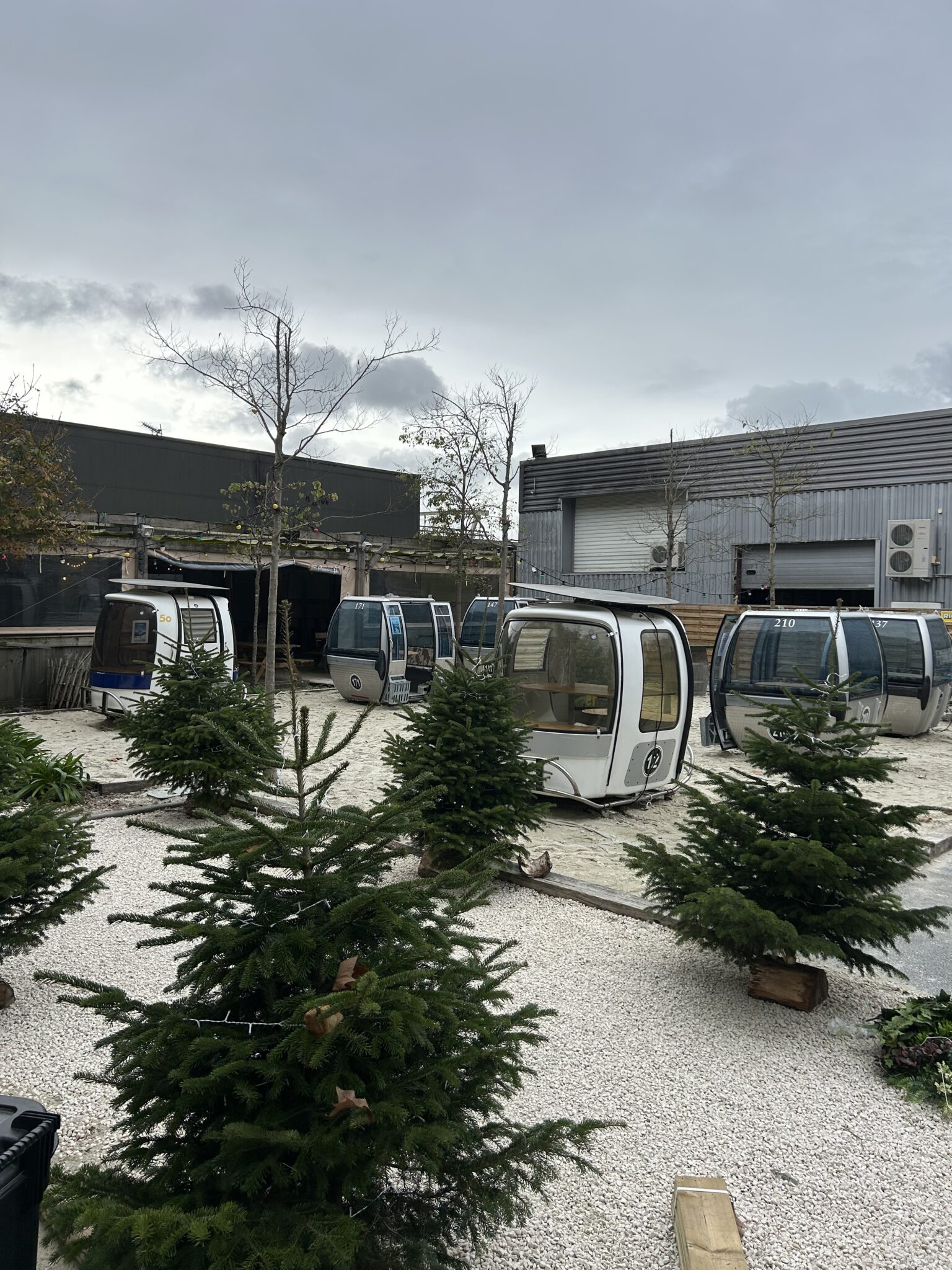 Pitchoun : La guinguette qui a enflammé l’été revient pour un hiver encore plus fou à Bordeaux