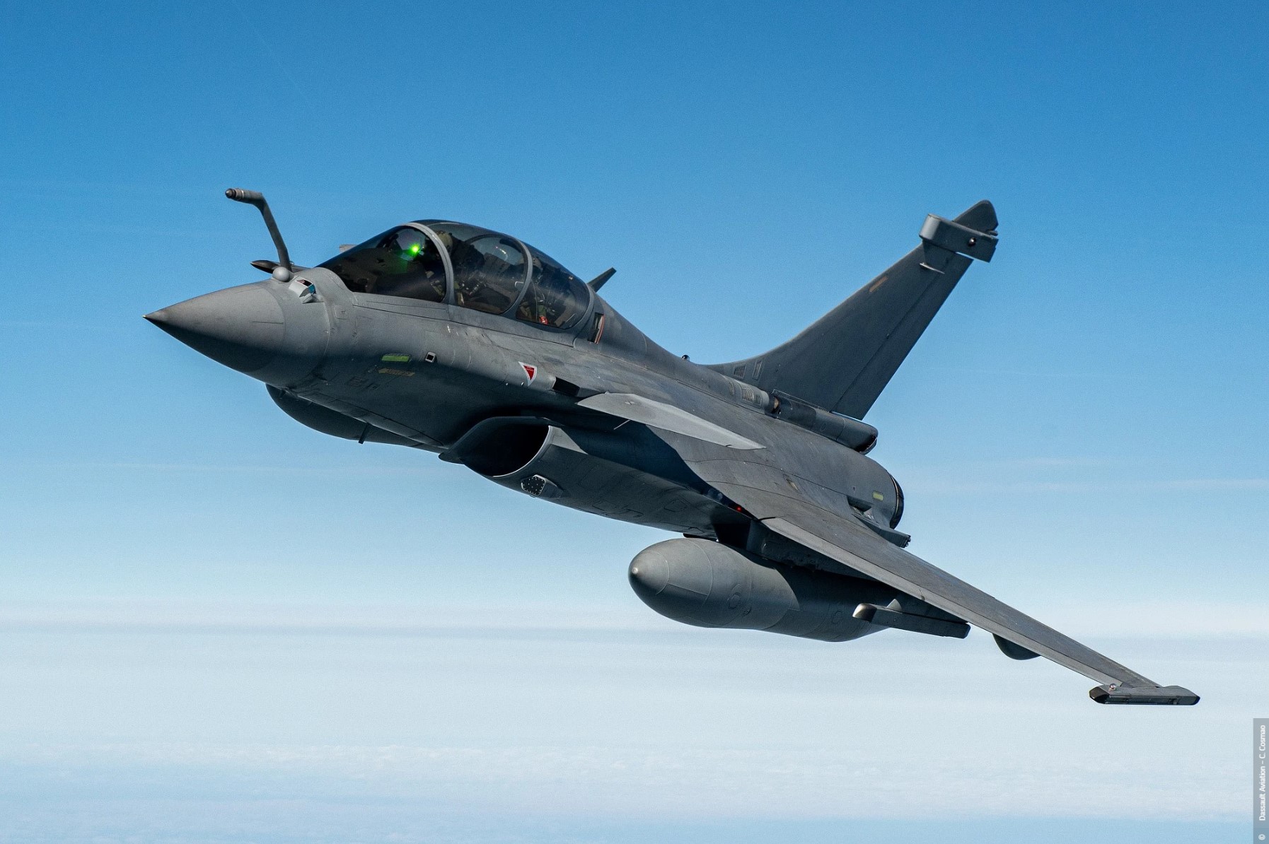 A Mérignac, Dassault Aviation accélère la production des Rafale et Falcon