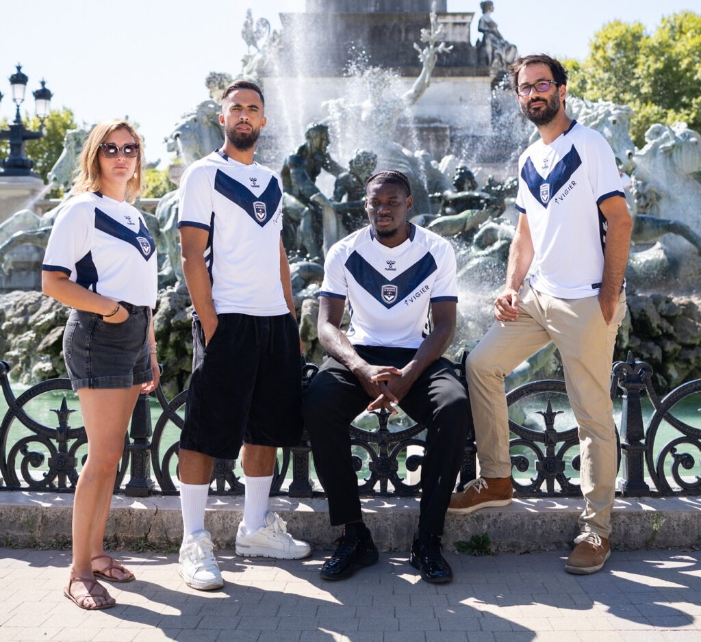 Les Girondins de Bordeaux dévoilent les nouveaux maillots pour la ...