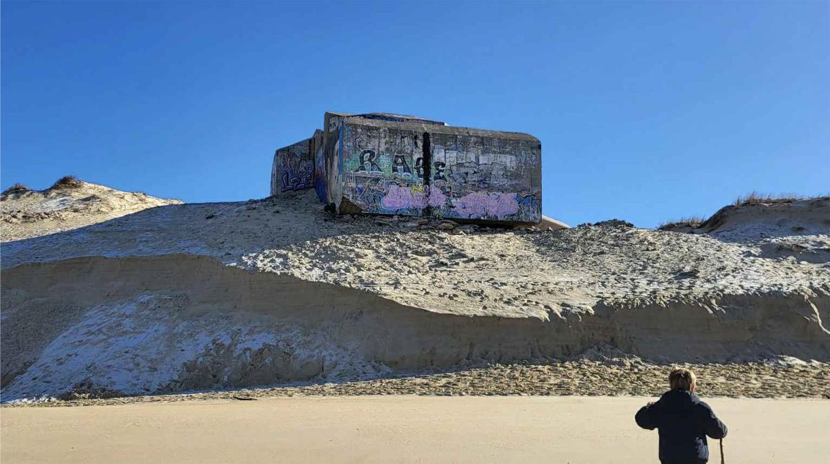 Le blockhaus de la pointe du Cap Ferret emporté par l’érosion du littoral